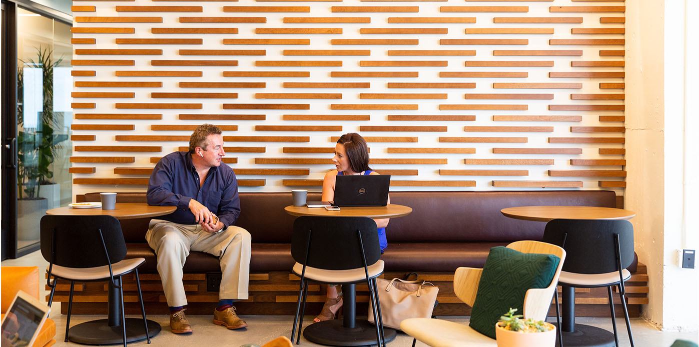 Coworking Office Space - 909 Davis Street Chicago, IL : Industrious