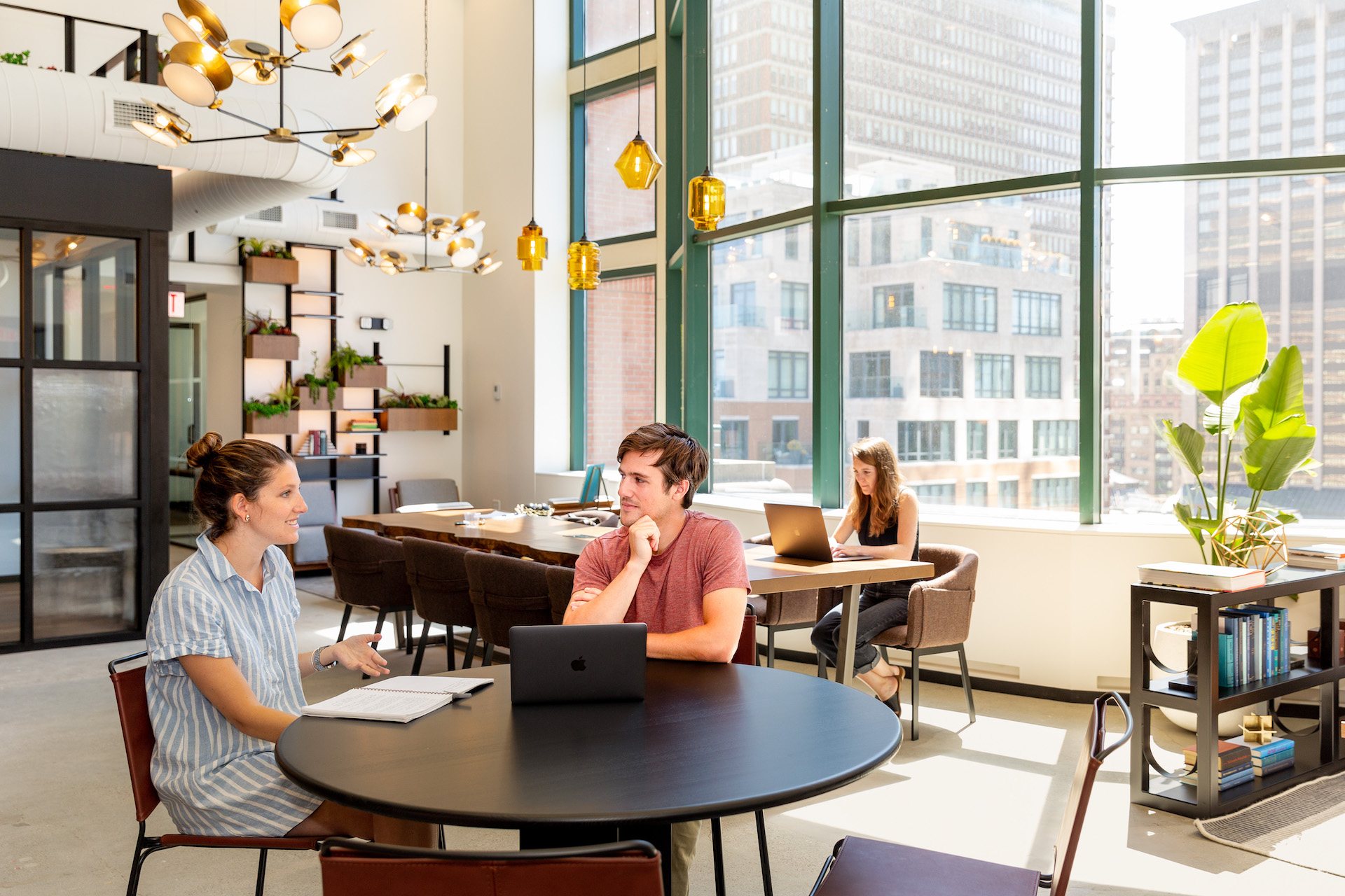 Why Companies Are Exploring a Four-Day Workweek | Industrious Office