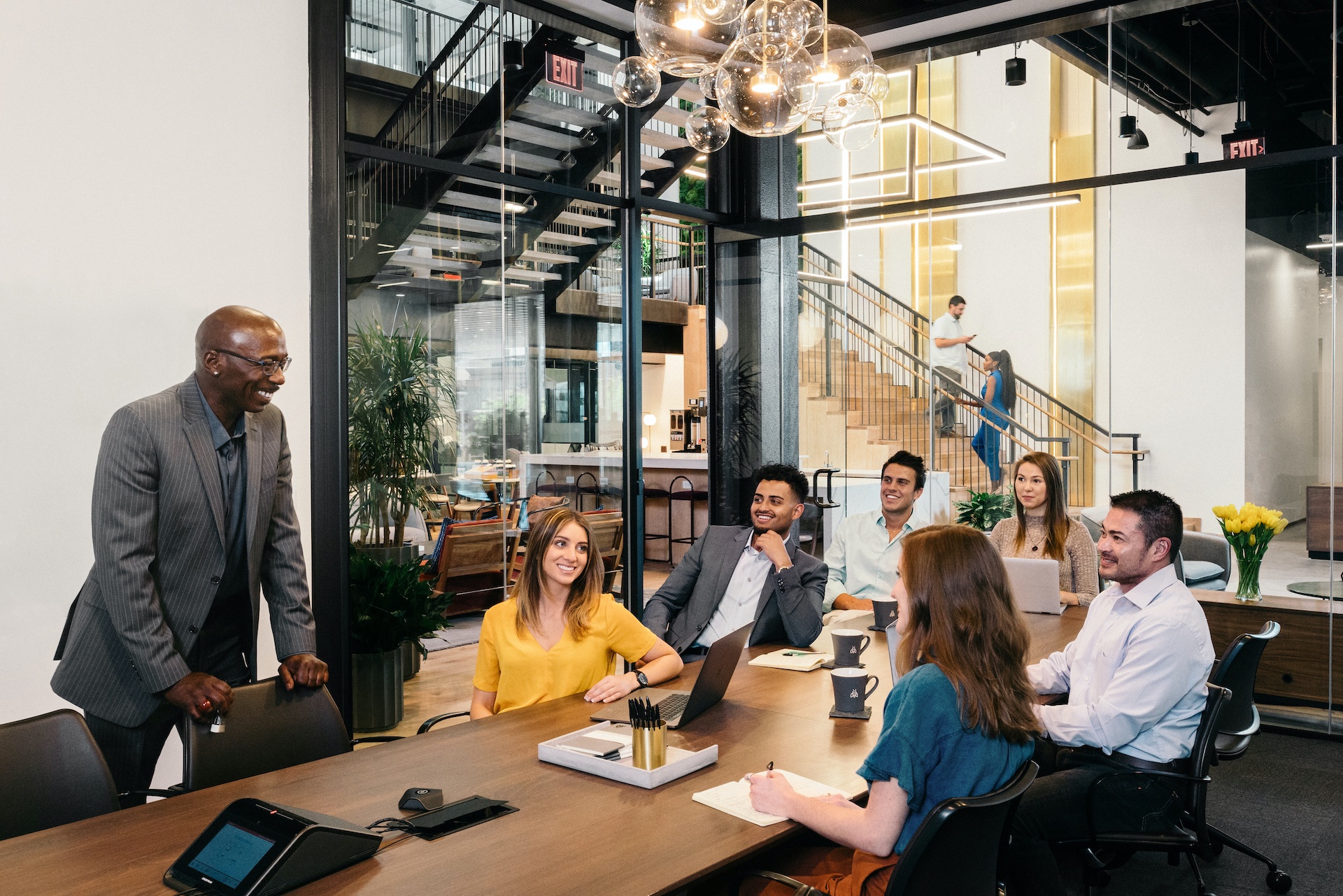 4 Tips for Your First Meeting With a New Client | Industrious Office
