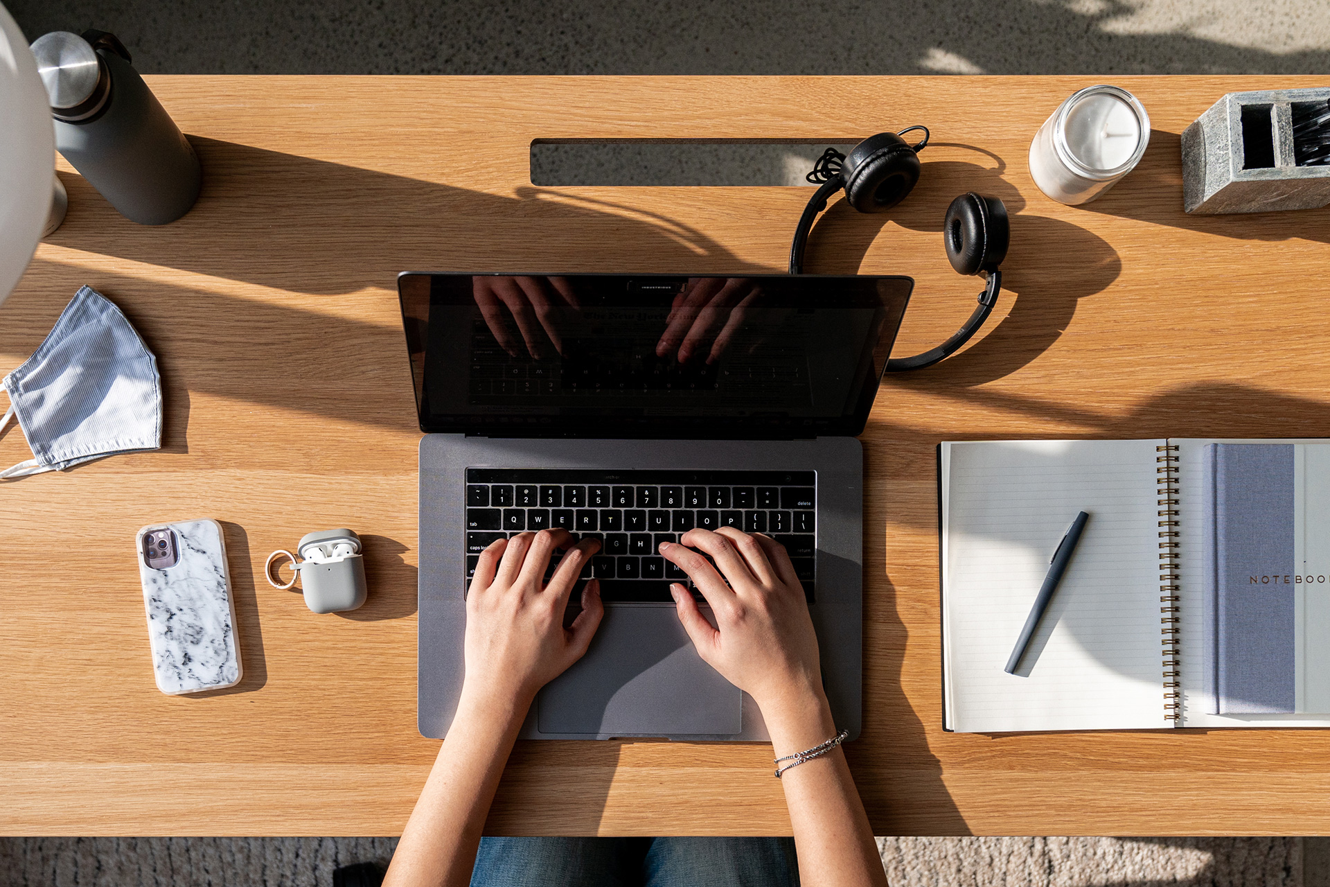 Hybrid vs. Remote Work: How are they different? | Industrious Office