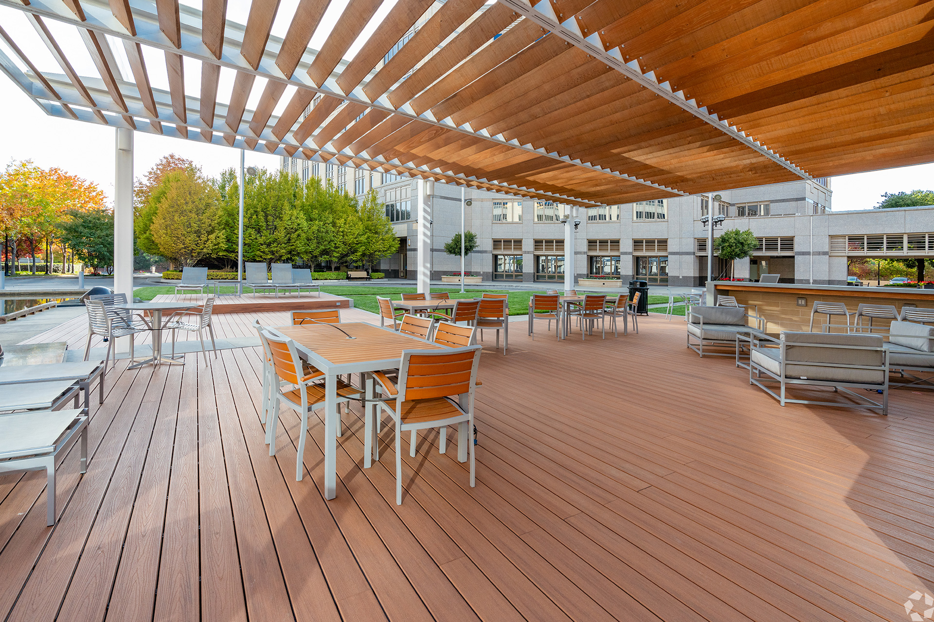 Inside Look: University Place in East Palo Alto, CA | Industrious Office